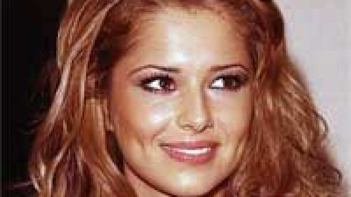 Singer Cheryl Cole | x factor | Facial Expressions | Girls Aloud | Old ...
