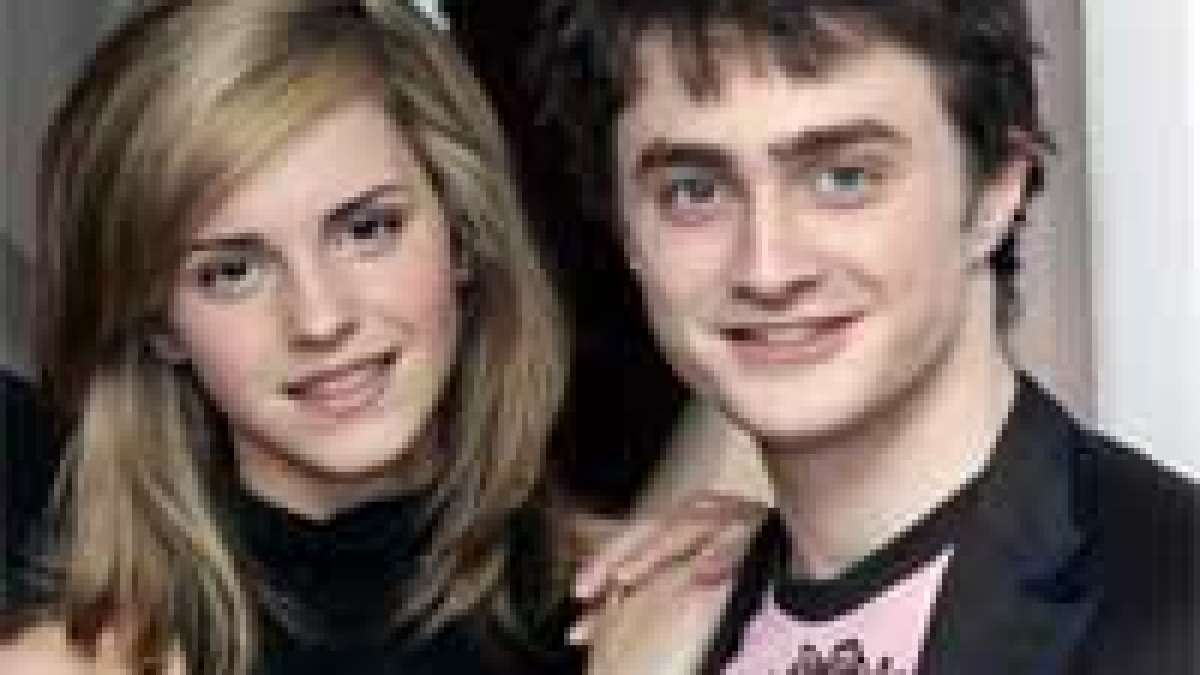 Harry Potter Stars | Daniel Radcliffe | Emma Watson | Guinness World ...