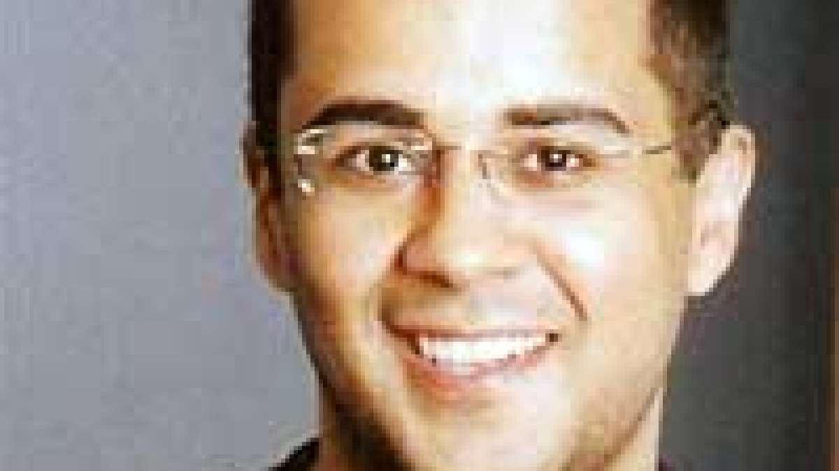 Bollywood Interviews | Chetan Bhagat Interview | Movie 3 Idiots | Five ...