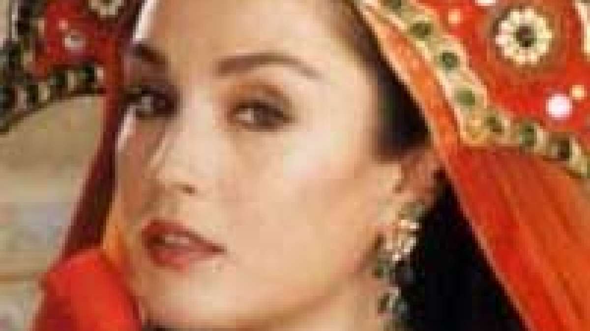 Actress Sonya Jehan | Aishwarya Bachchan | Movie Crooked | Actor ...