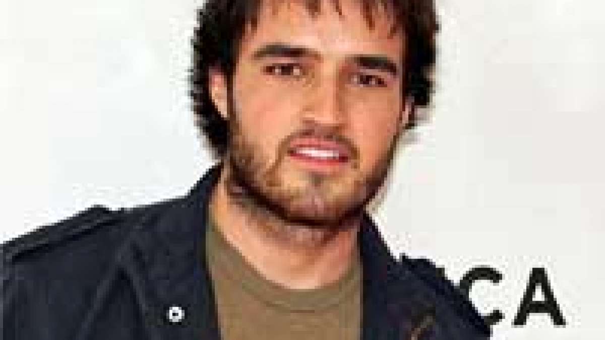 Justin Mentell | Died | Accident | Seatbelt | Garrett Wells | Boston ...