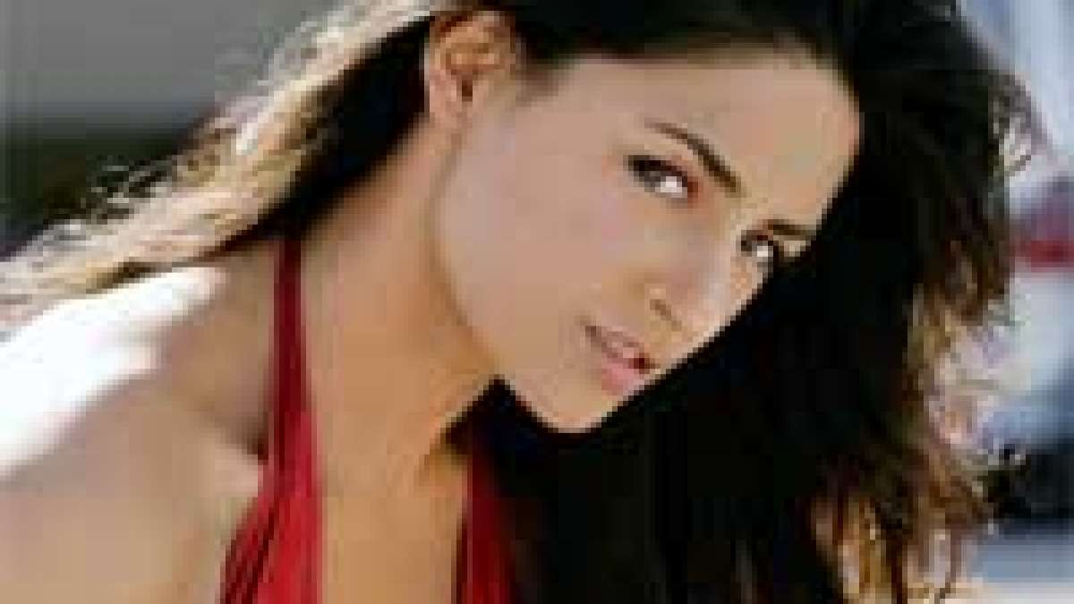 Actress Aruna Shields | Actor Vivek Oberoi | Prince | Steamy Scene ...