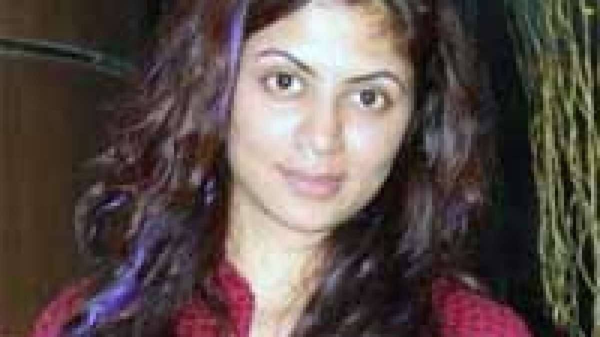 Kavita Kaushik | FIR Serial | Character Artist | Attacked | Holi ...