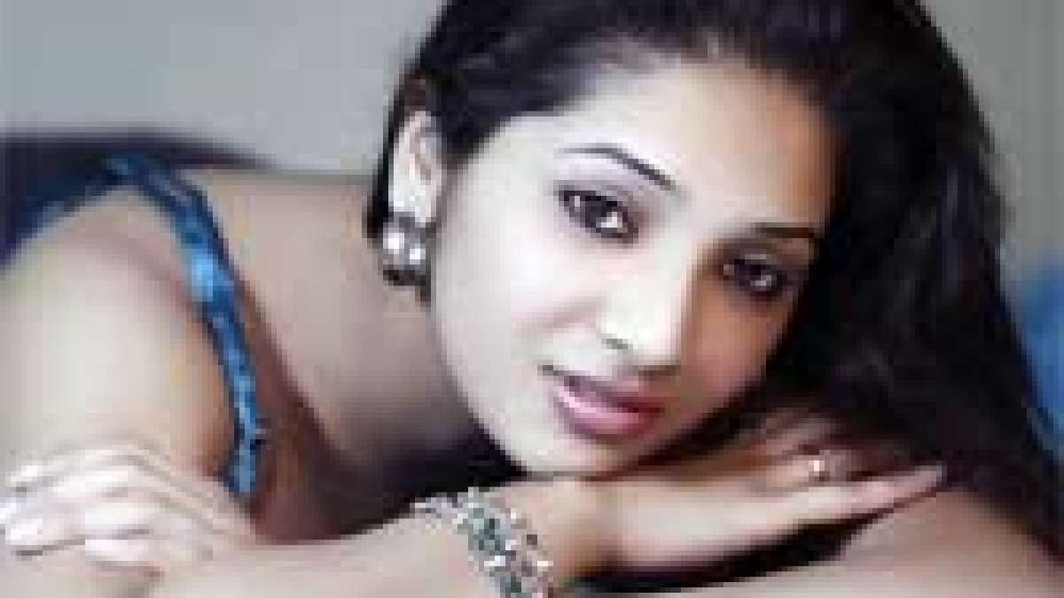 Bollywood Interviews | Twinkle Patel Interview | Muskarake Dekh Zara ...