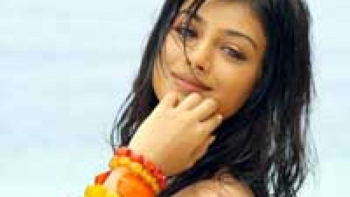 Bollywood Interviews | Ayesha Takia Azmi | Interview | Wanted ...