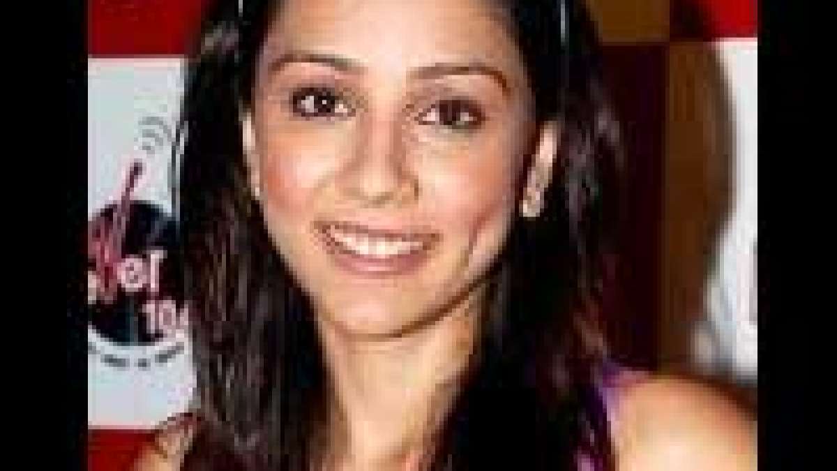 Bollywood Interviews | Amrita Puri Interview | Film Aisha | Sonam ...