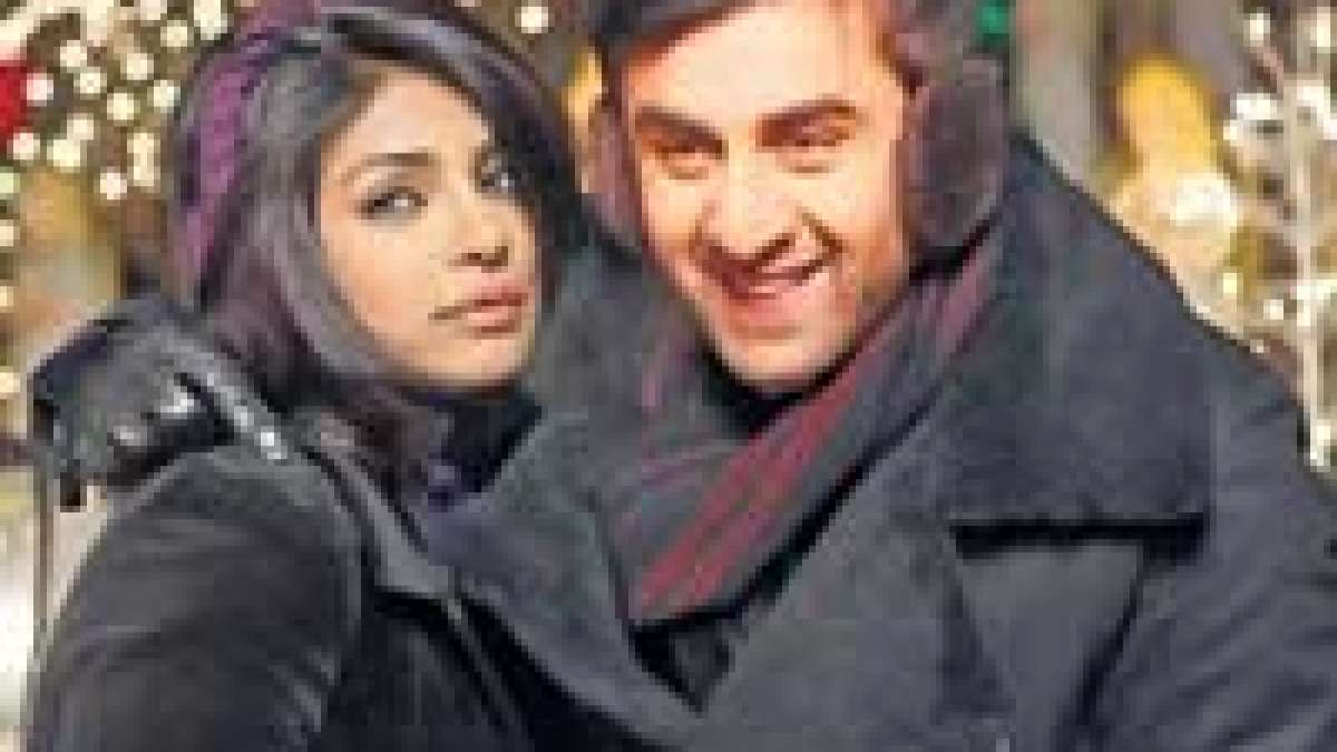Film Anjaana Anjaani | Ranbir Kapoor | Priyanka Chopra | Siddharth ...