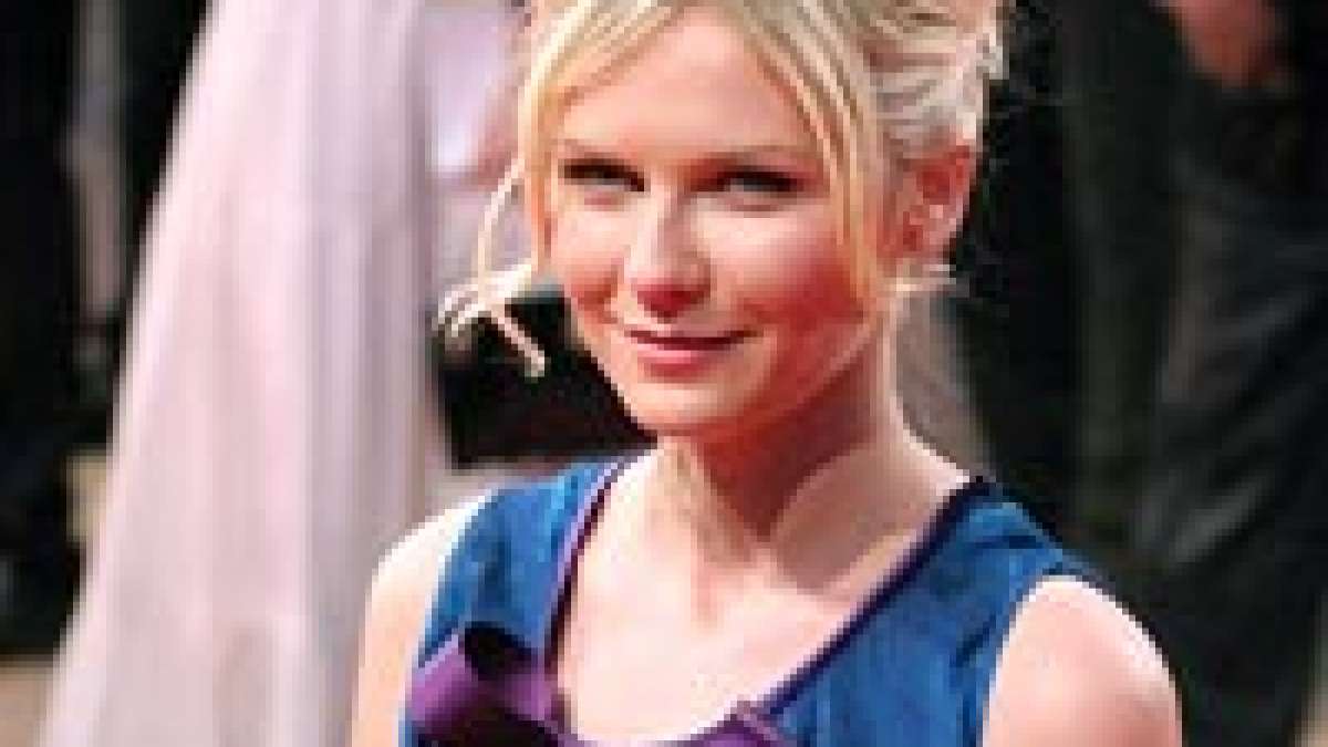 Actress Kirsten Dunst | All Good Things | Real Life Family | Robert ...