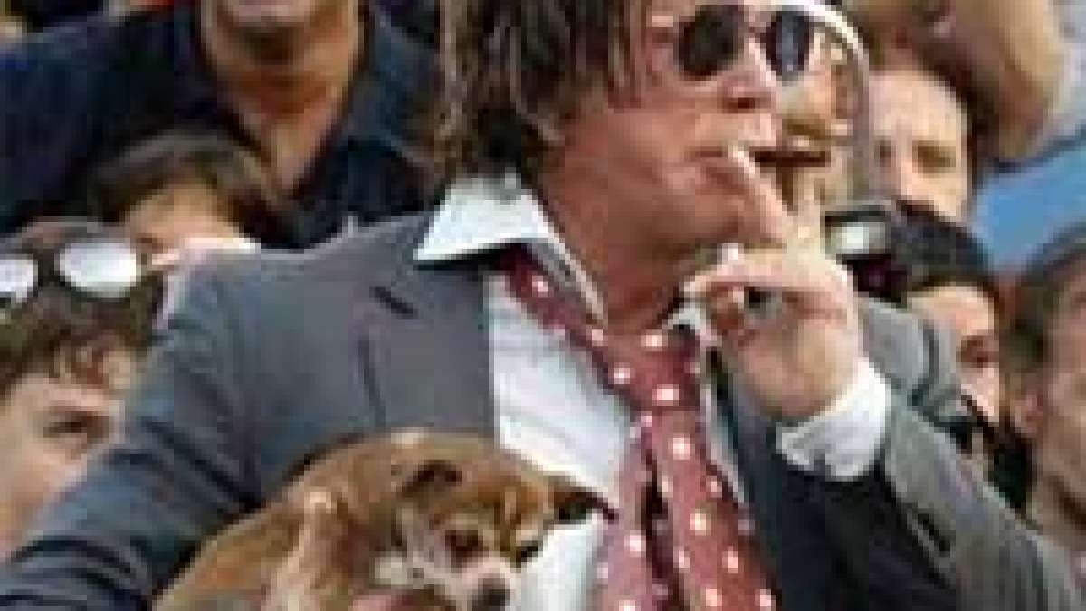 Mickey Rourke | Recalled First Meeting | Pet Chihuahua Jaws | Animal ...