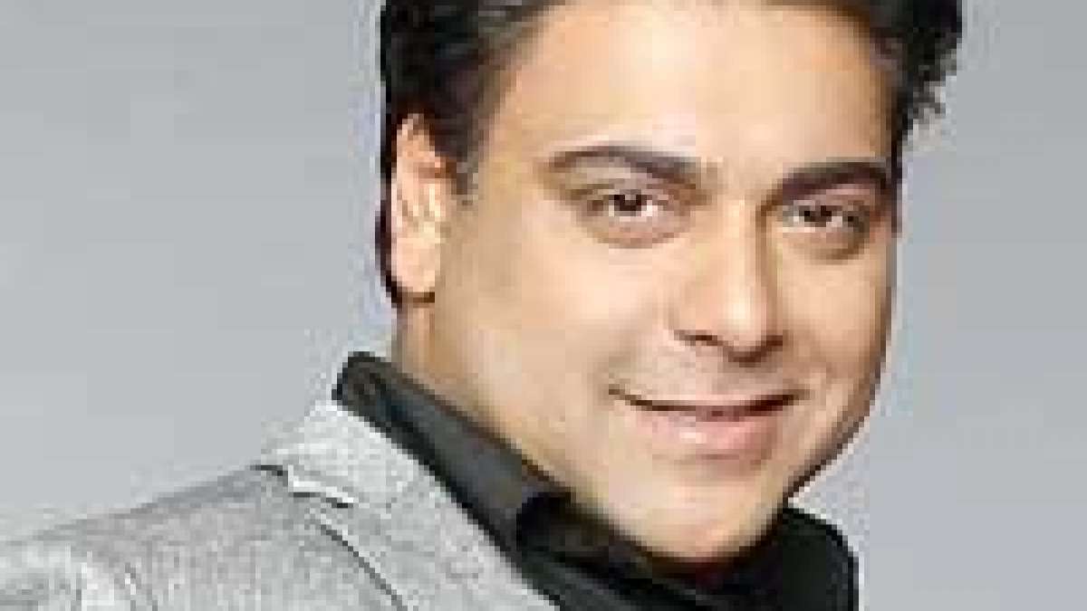 Ram Kapoor's growing fame leads to weight gain - Filmibeat