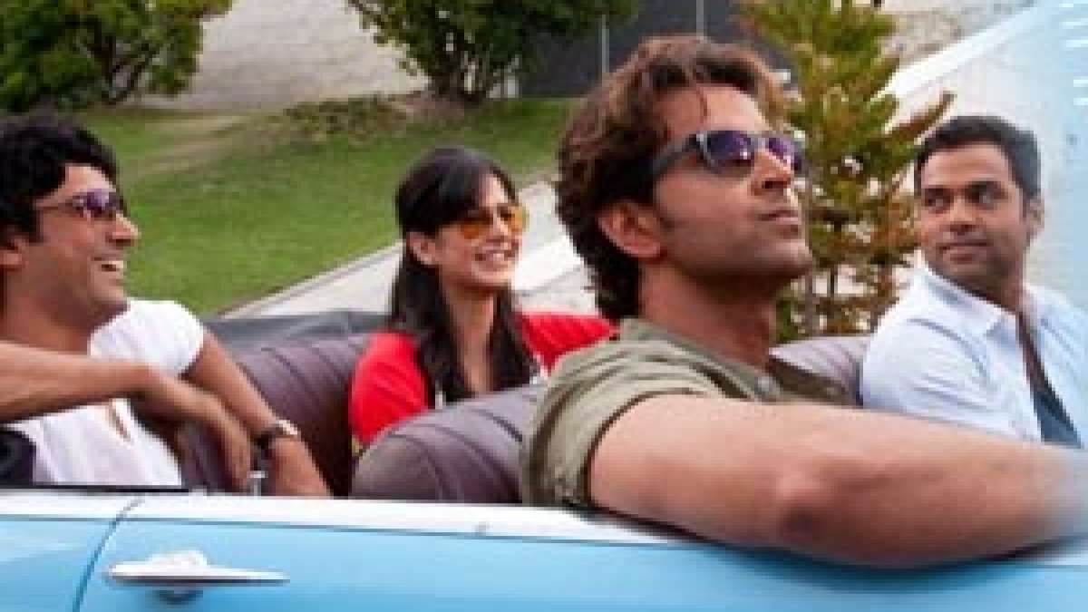 A road trip promotion for Zindagi Na Milegi Dobara - Filmibeat