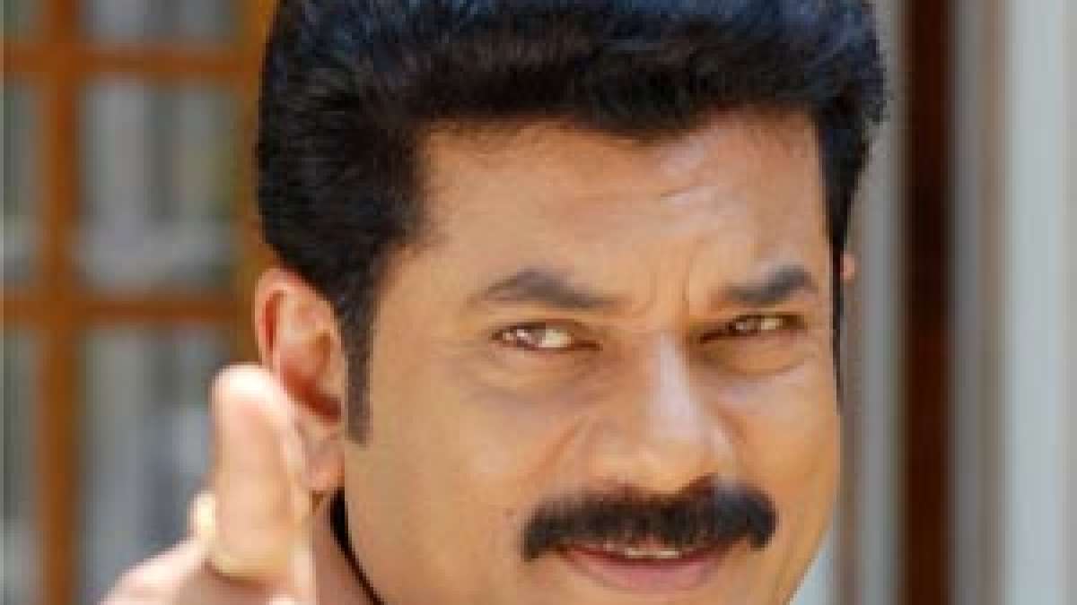 Mukesh launches foundation to help poor - Filmibeat