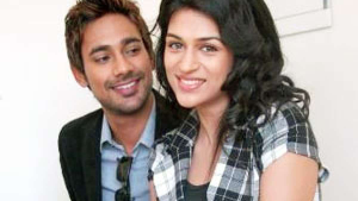 Varun Sandesh breaks Shraddha Das' heart! - Filmibeat