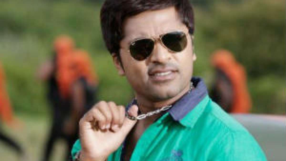 Movie Vada Chennai | Actor Silambarasan | Director Vetrimaran - Filmibeat