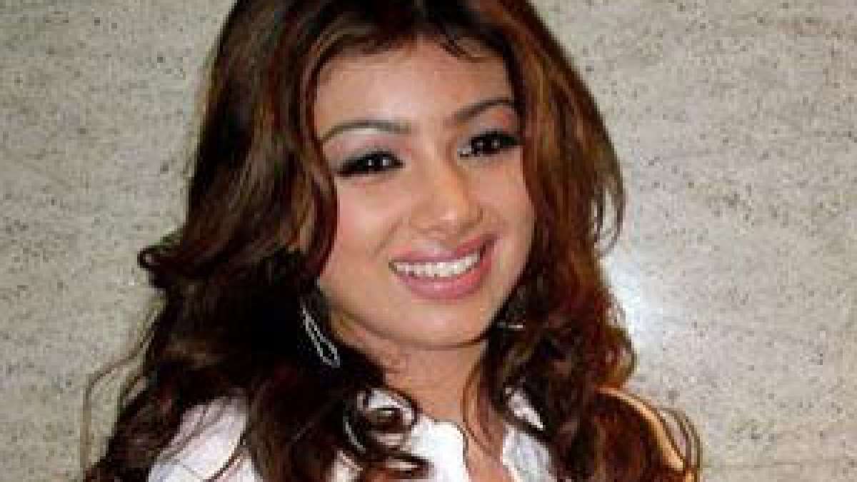 Ayesha Takia | Legal Action | Kingfisher Airlines | Sister Natasha ...