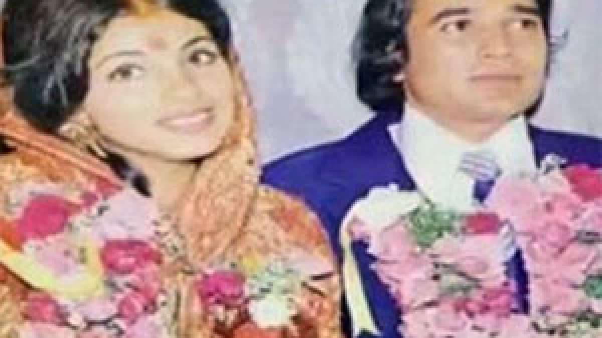 Rajesh Khanna | Married | Dimple Kapadia - Filmibeat