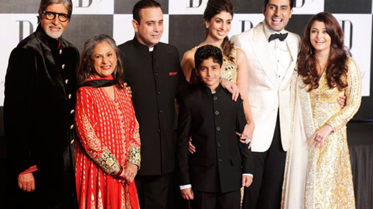 Pictures | 10 Best Family Moments | Bollywood Stars | 2012 - Filmibeat
