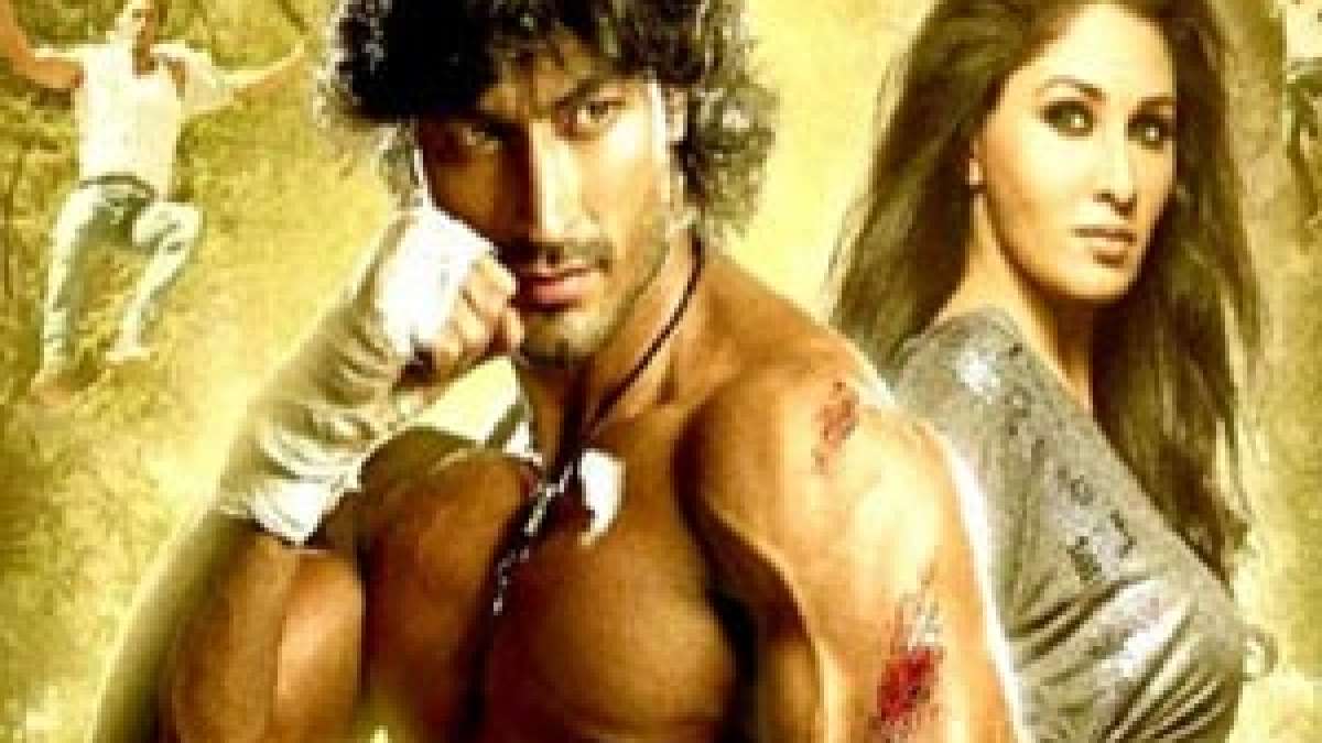 Commando Movie Review | Commando Film Review | Commando Review | Vidyut ...