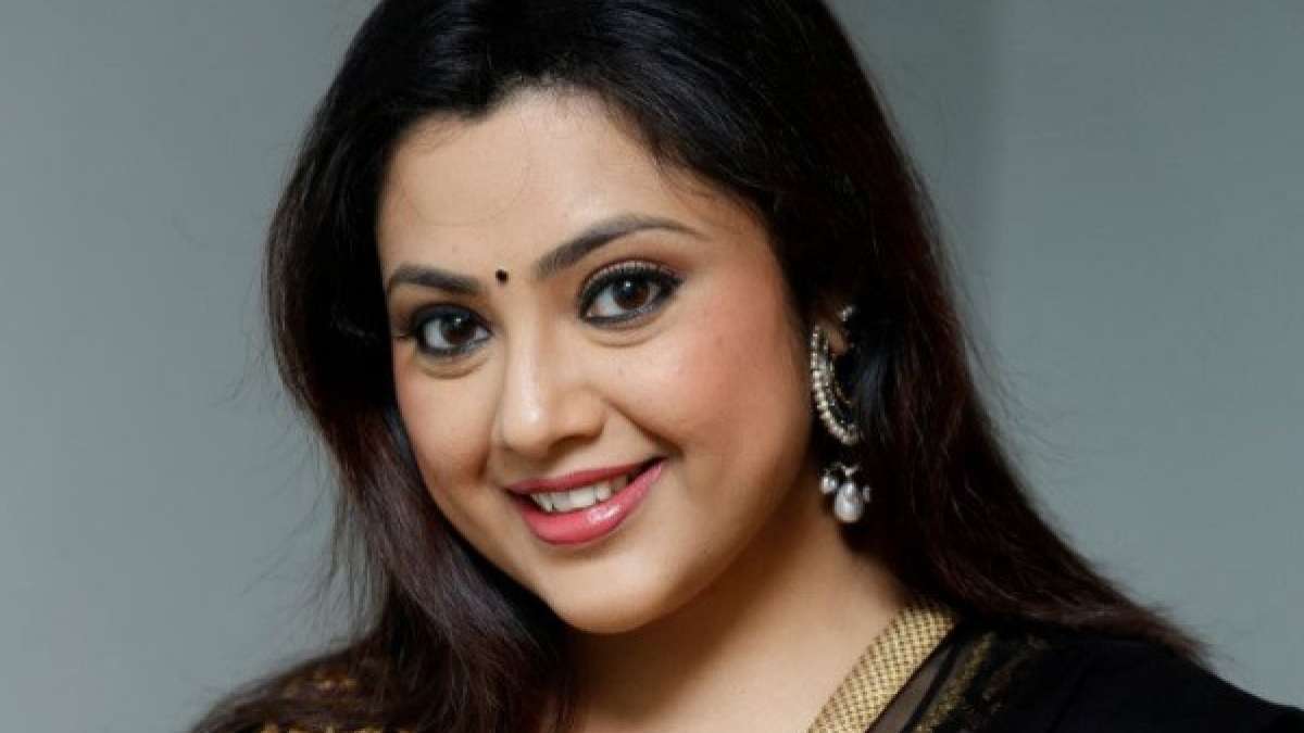 Meena | Mohanlal | Mammootty | Dhrishyam | Balyakalasakhi | Isha Talwar ...