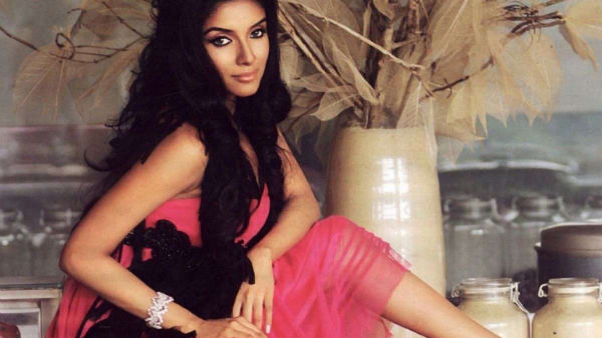 Asin Thottumkal | All Is Well - Filmibeat