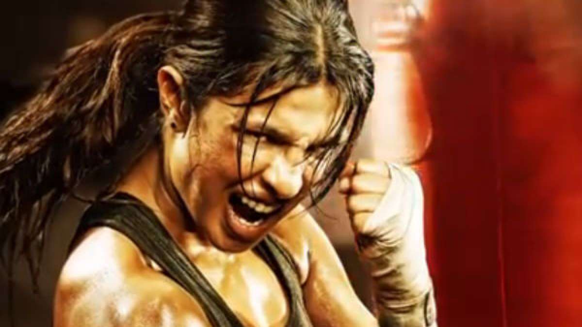 Priyanka Chopra At Mary Kom Trailer Launch | Priyanka Chopra Mary Kom ...