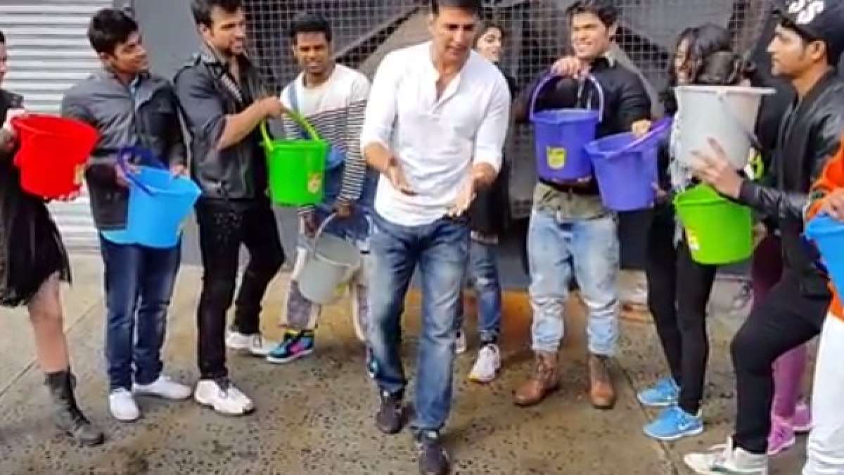 Akshay Kumar ALS Ice Bucket Challenge | ALS Ice Bucket Challenge For ...