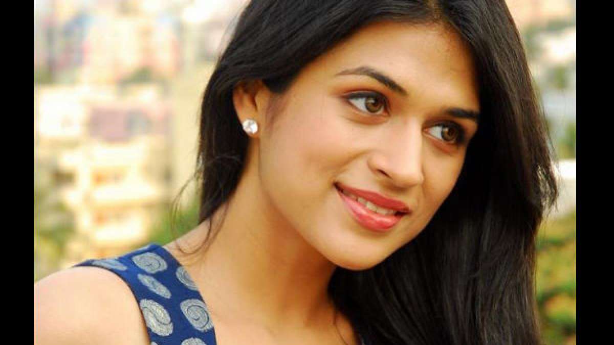 Release of 'Zid' boosted my Bollywood career: Shraddha Das - Filmibeat