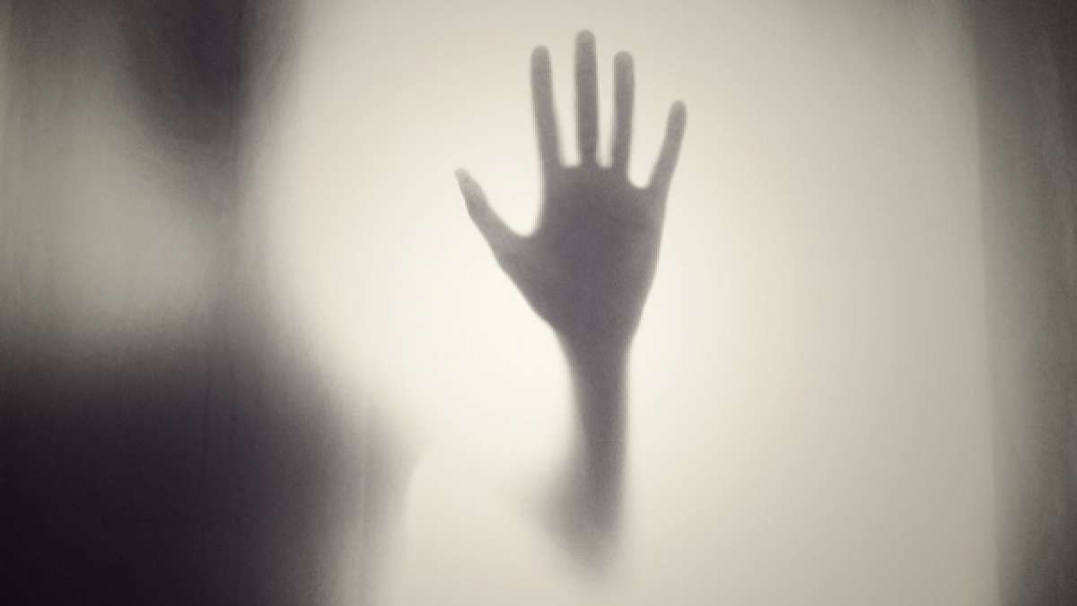 Some Of Most Haunted Movies Or Cursed Movies In Hollywood! - Filmibeat