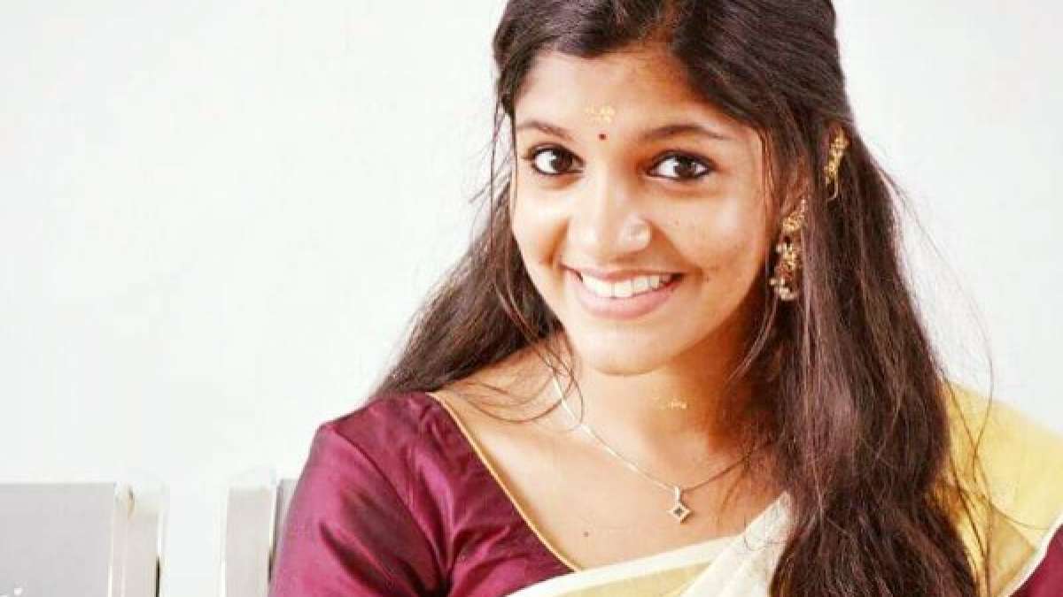 Aparna Balamurali Turns Singer - Filmibeat
