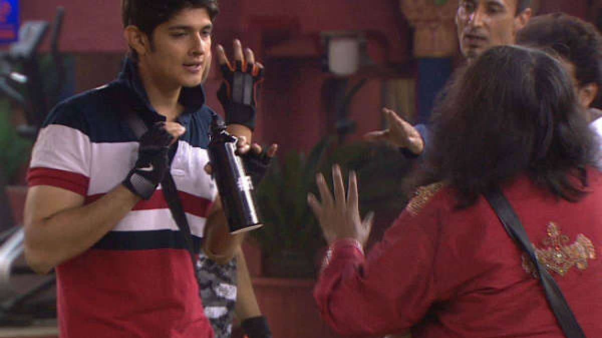 Bigg Boss 10: Rohan Mehra’s Father Says ‘Om Swami Has Crossed His Line ...