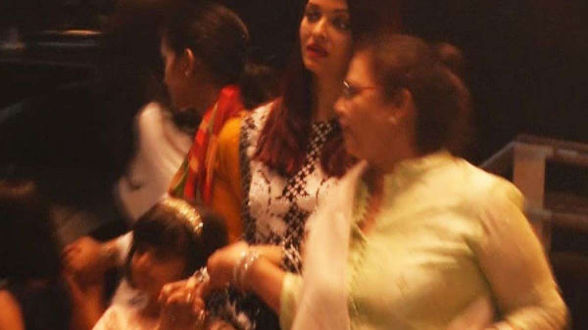 Aishwarya Rai Bachchan Celebrates Mom Vrinda Rai Birthday With Aaradhya ...