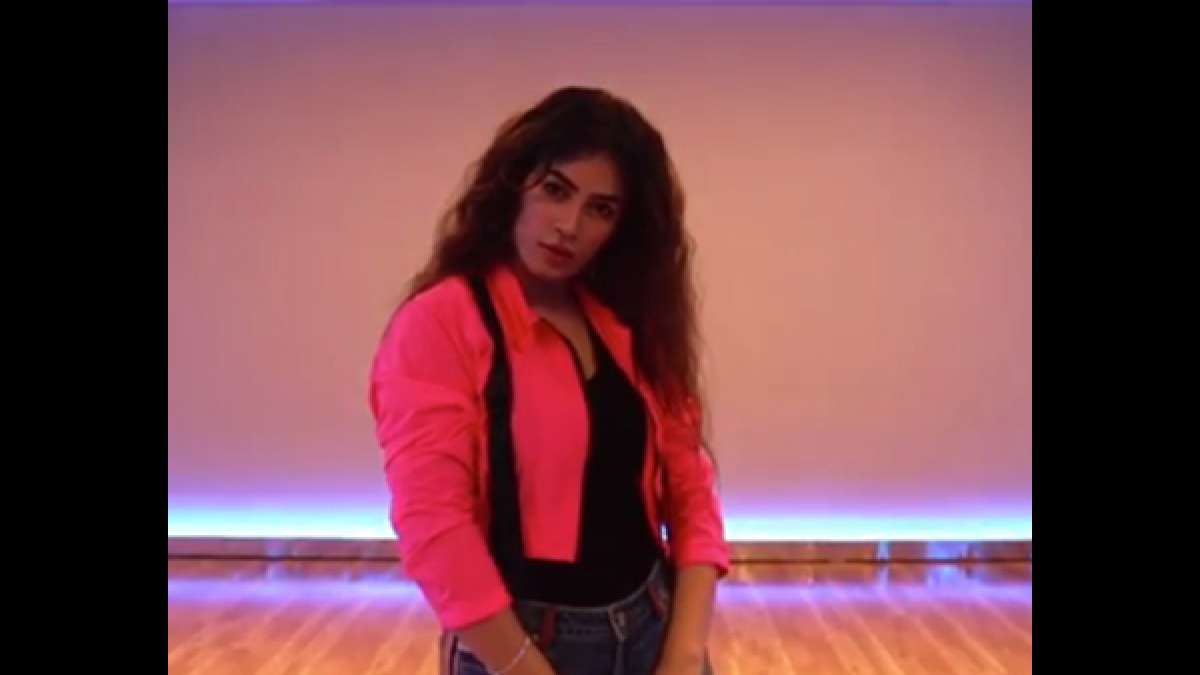 Bandagi Kalra Tries Beyonce's Dance Moves | Bandagi Boyfriend Puneesh ...