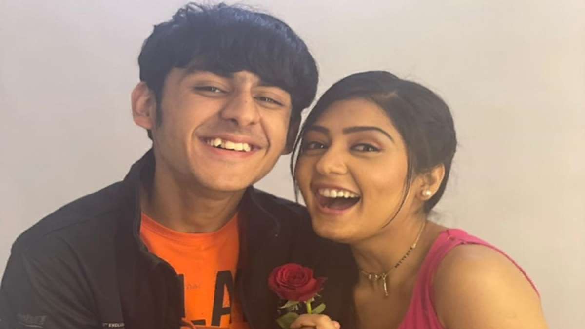 Sargam Ki Sadhe Satii: Anjali Tatrari Teaches Maths To Co-Star Yash Sehgal On The Sets - Filmibeat