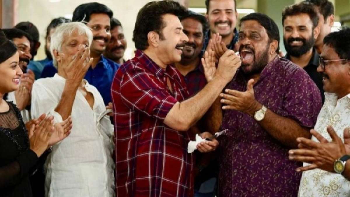 Mammootty & Team Celebrate 34 Years Of Oru CBI Diary Kurippu: See Pics ...