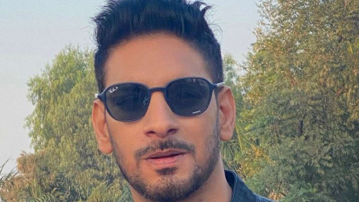 Rohil Bhatia All Set To Be On Screen With Kaya Palat - Filmibeat