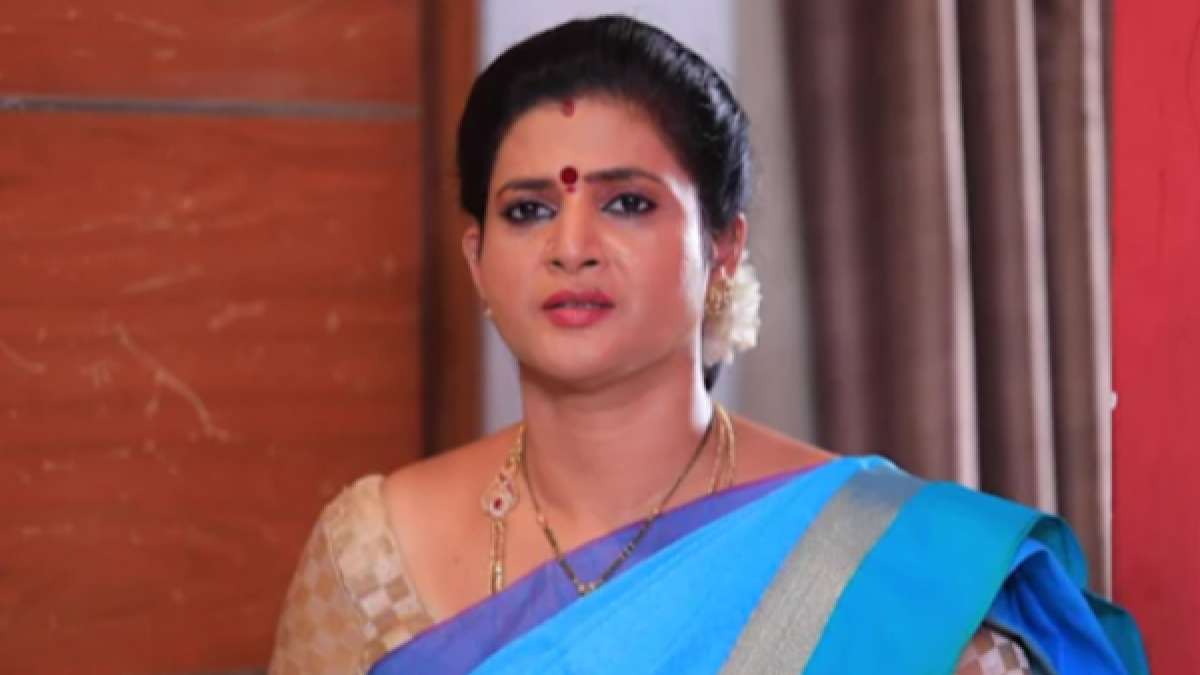 ‘People Talk So Badly Of Me,” Eeramana Rojave 2’s Parvathi Opens Up ...