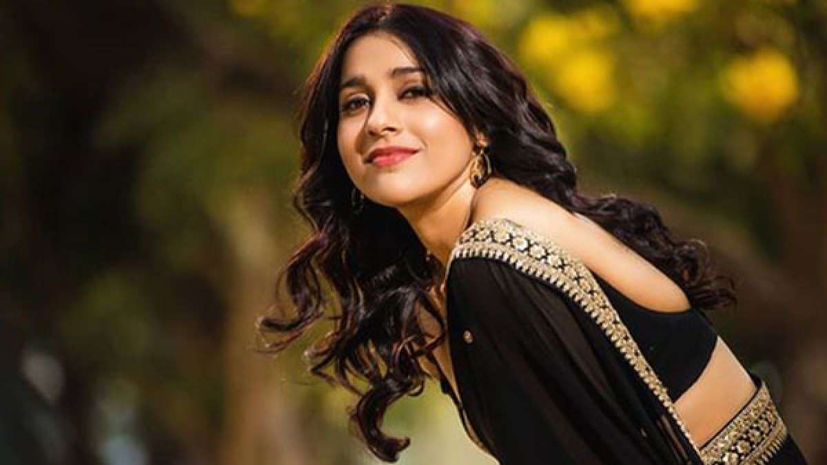 Anchor Rashmi Pens A Heartfelt Note On Instagram For Her Grandmother ...