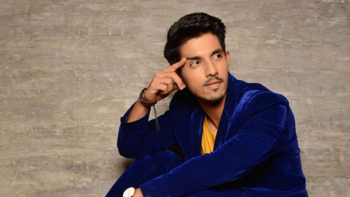 Exclusive Pandya Store Kanwar Dhillon Shiva Aspires Bollywood Debut ...