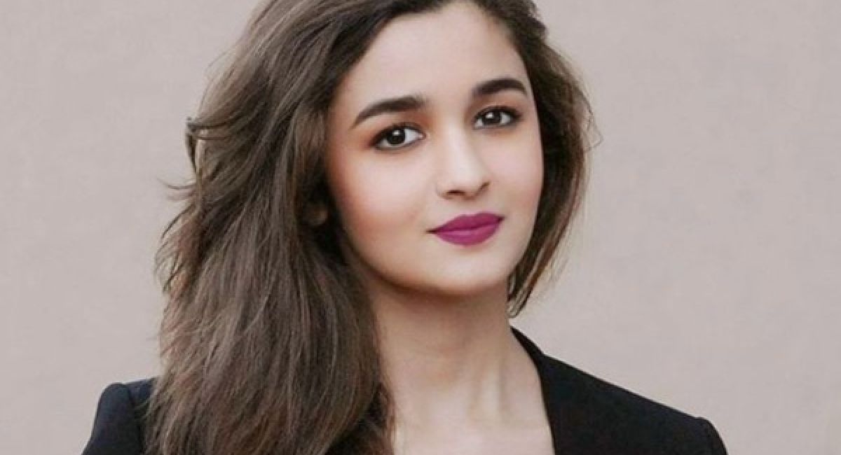 These Movies Will Prove Alia Bhat Has Always Been Interested In Her ...