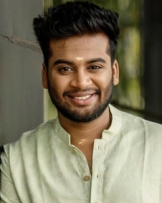 Dain Davis - Photos, Videos, Birthday, Latest News, Height In Feet ...