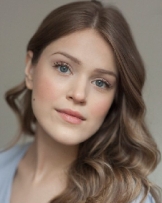 India Jarvis - Photos, Videos, Birthday, Latest News, Height In Feet ...