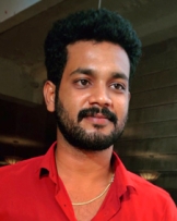 Kanna Ravi - Photos, Videos, Birthday, Latest News, Height In Feet ...