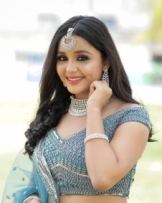 Mahati Vaishnavi Bhat - Photos, Videos, Birthday, Latest News, Height ...