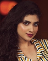 Pragya Nagra - Photos, Videos, Birthday, Latest News, Height In Feet ...