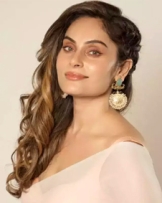 Shrutika (Shruthika) - Photos, Videos, Birthday, Latest News, Height In ...