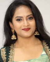Sravani - Photos, Videos, Birthday, Latest News, Height In Feet - FilmiBeat