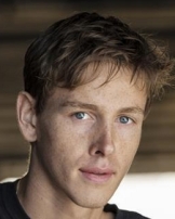 Harris Dickinson: Age, Photos, Family, Biography, Movies, Wiki & Latest ...