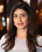 Irra Mor Photos: Latest HD Images, Pictures, Stills & Pics - FilmiBeat