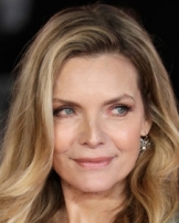 Michelle Pfeiffer: Age, Photos, Family, Biography, Movies, Wiki ...