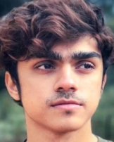 रोहन शाह (Rohan Shah): उम्र, मूवी, फोटो, जीवनी, तस्वीरें, फिल्म, वीडियो ...